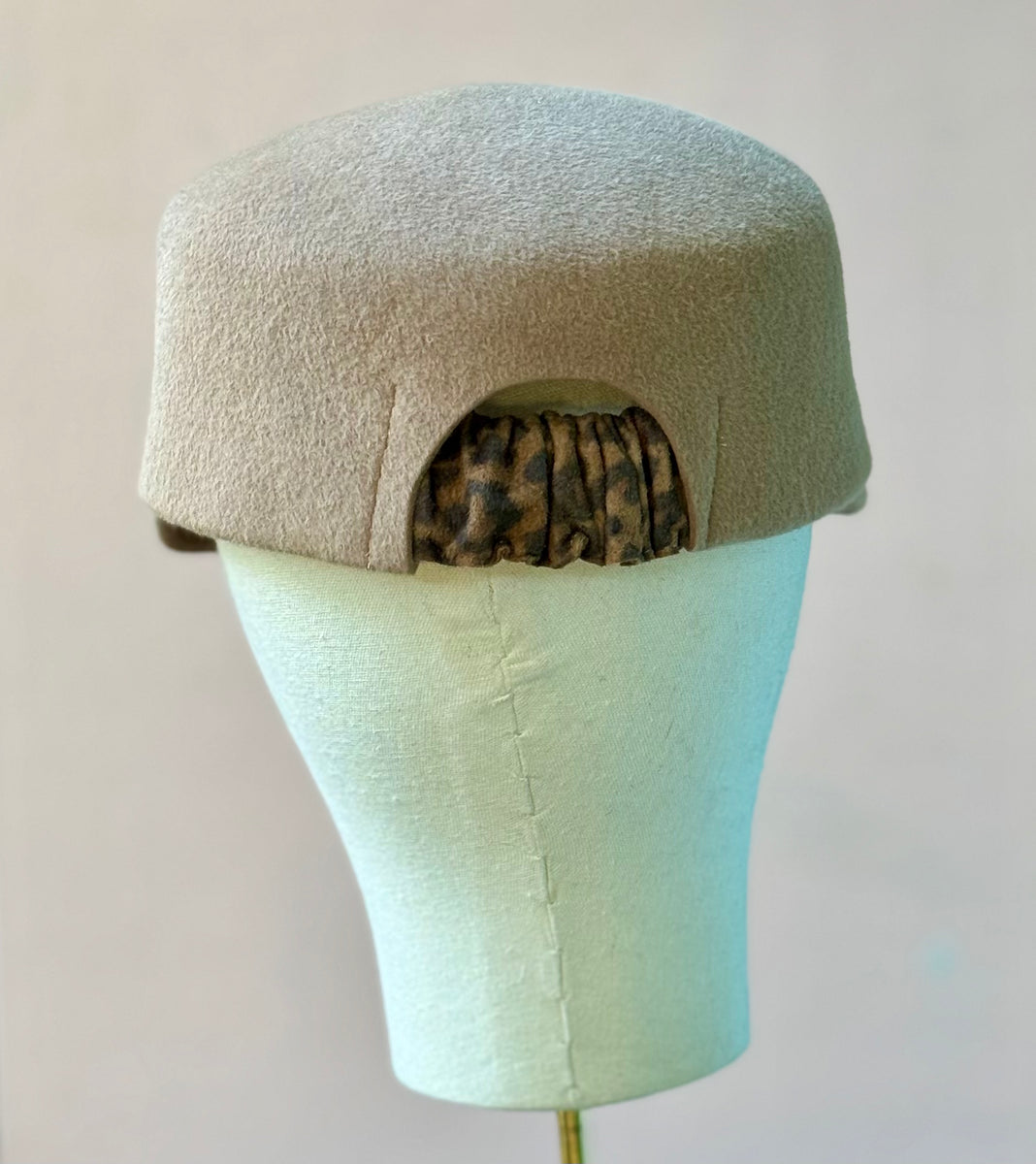 The Baxter Cap in Camel – The House of MacGregor